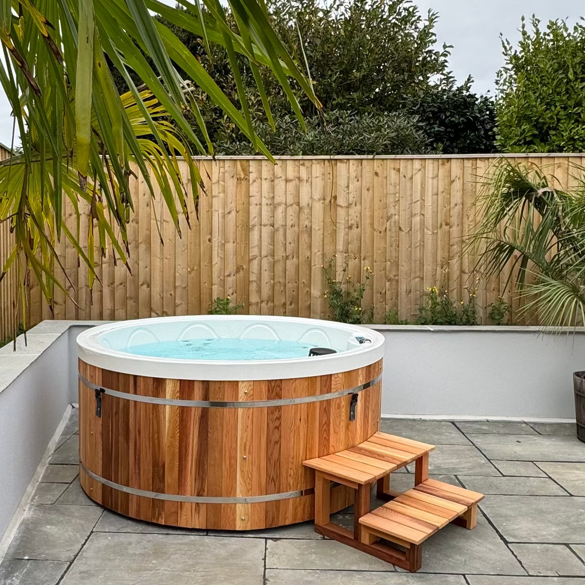 Urban Cedar Sport Deep WiFi Round Hot Tub Package (BEST SELLER) – Urban ...